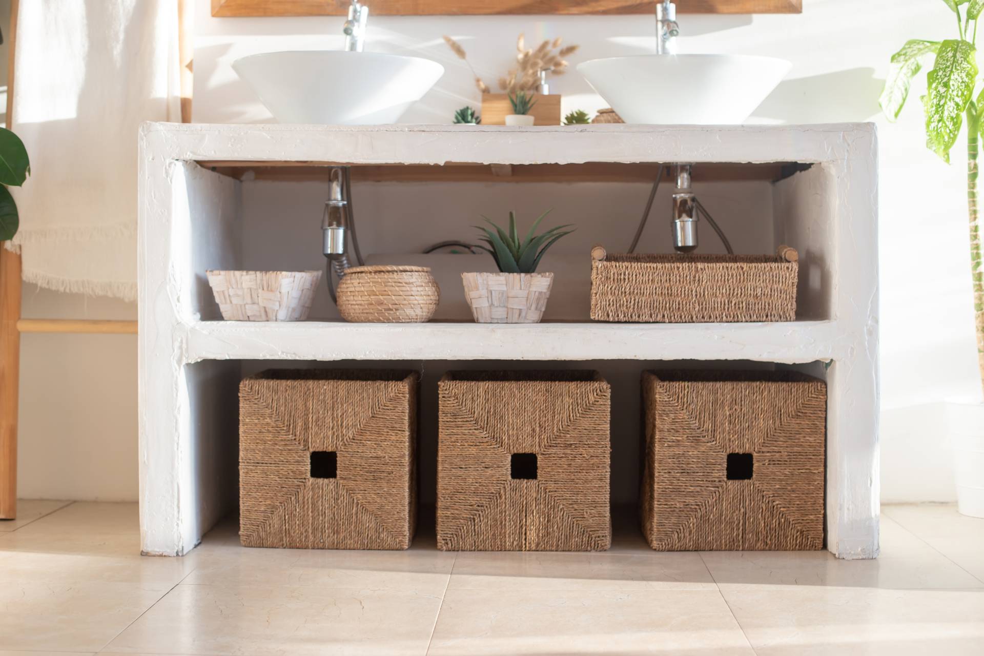 10 Bathroom Storage Ideas To Maximize Style & Space